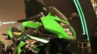 Kawasaki Ninja 250 RR Mono Resmi Launching, Harga 40 Jutaan Saja ...
