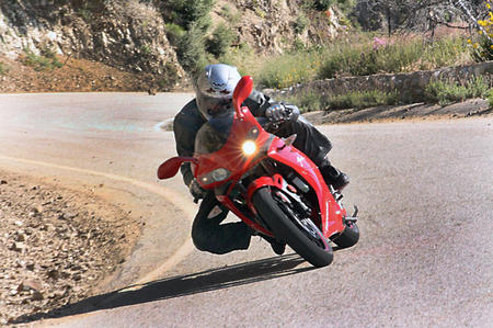 Megelli 125 R, Pertama, Cantik & Berkelas ! – ENOANDERSON – Motorbike