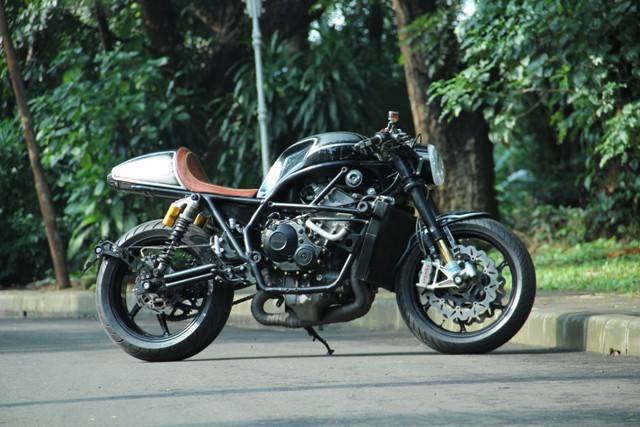 Modif Honda CBR1000RR Fireblade Ala Cafe Racer, Bikin Speechless ...