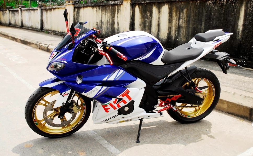 Visitor Phoenix R250, Kloning R125 Bermesin 250cc Parallel-Twin ...