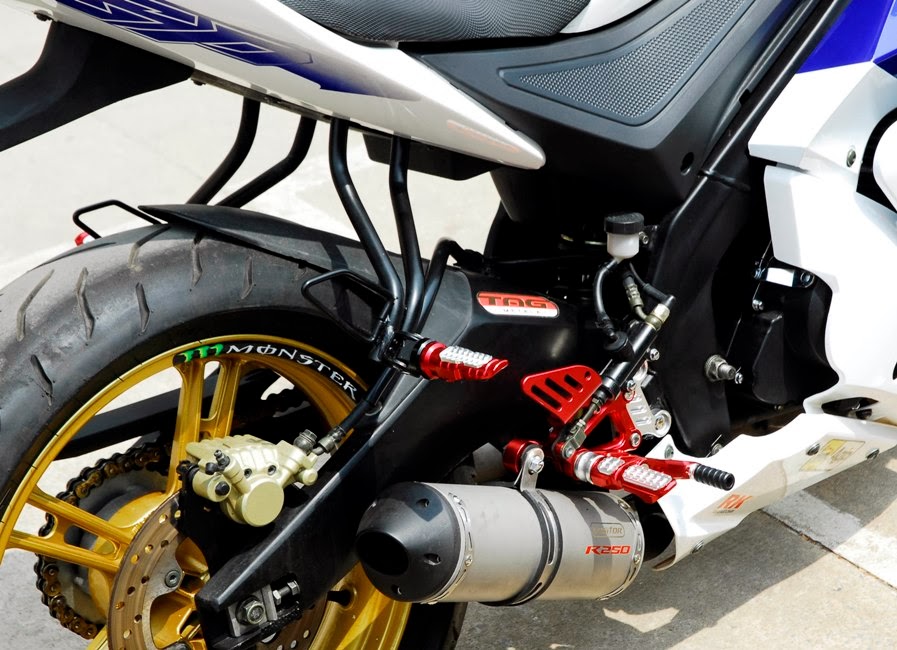 Visitor Phoenix R250, Kloning R125 Bermesin 250cc Parallel-Twin ...