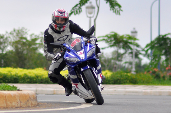 Visitor Phoenix R250, Kloning R125 Bermesin 250cc Parallel-Twin ...