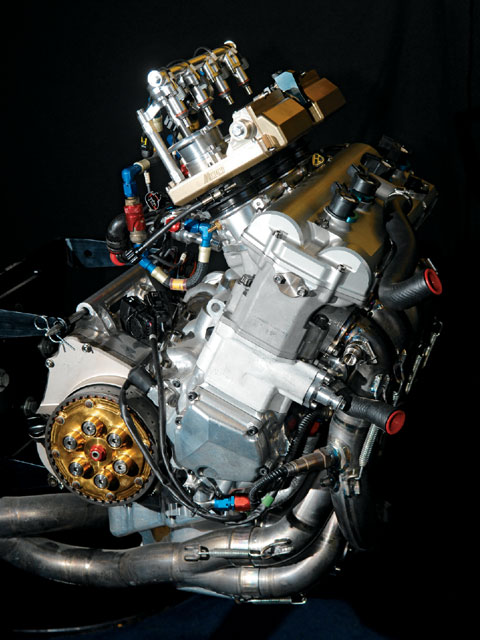 MotoGP vs Formula 1, Kencengan Mana? (Part 1: Regulasi Mesin ...