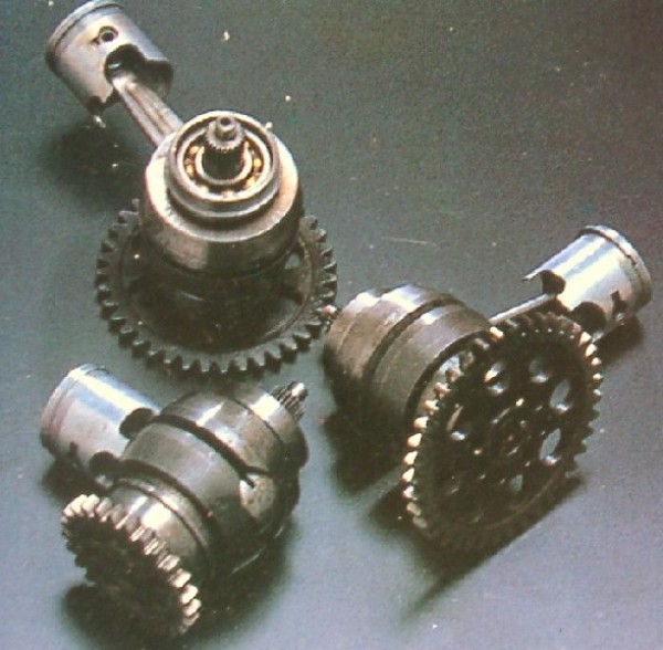 Ketika Suzi Bikin Mesin 2-Tak 20.000 RPM, Suzuki RP68! – ENOANDERSON ...