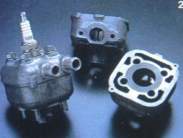 Ketika Suzi Bikin Mesin 2-Tak 20.000 RPM, Suzuki RP68! – ENOANDERSON ...